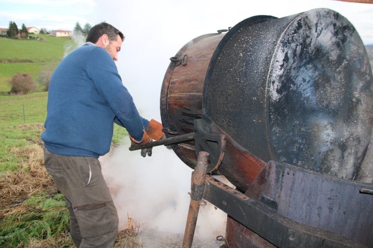 Bouilleur ambulant : Rencontre avec Pierre Rouch et l'eau de vie ...