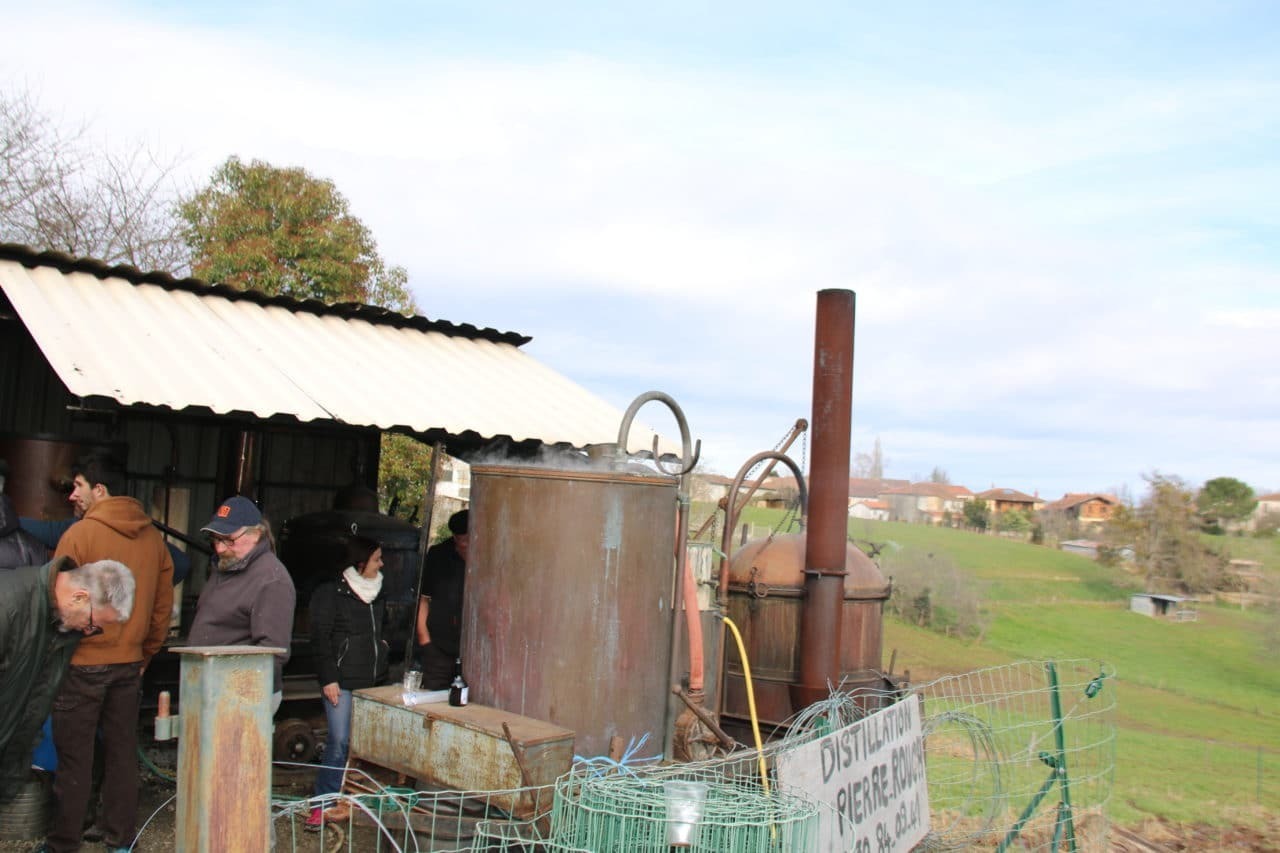 Bouilleur ambulant : Rencontre avec Pierre Rouch et l'eau de vie ...