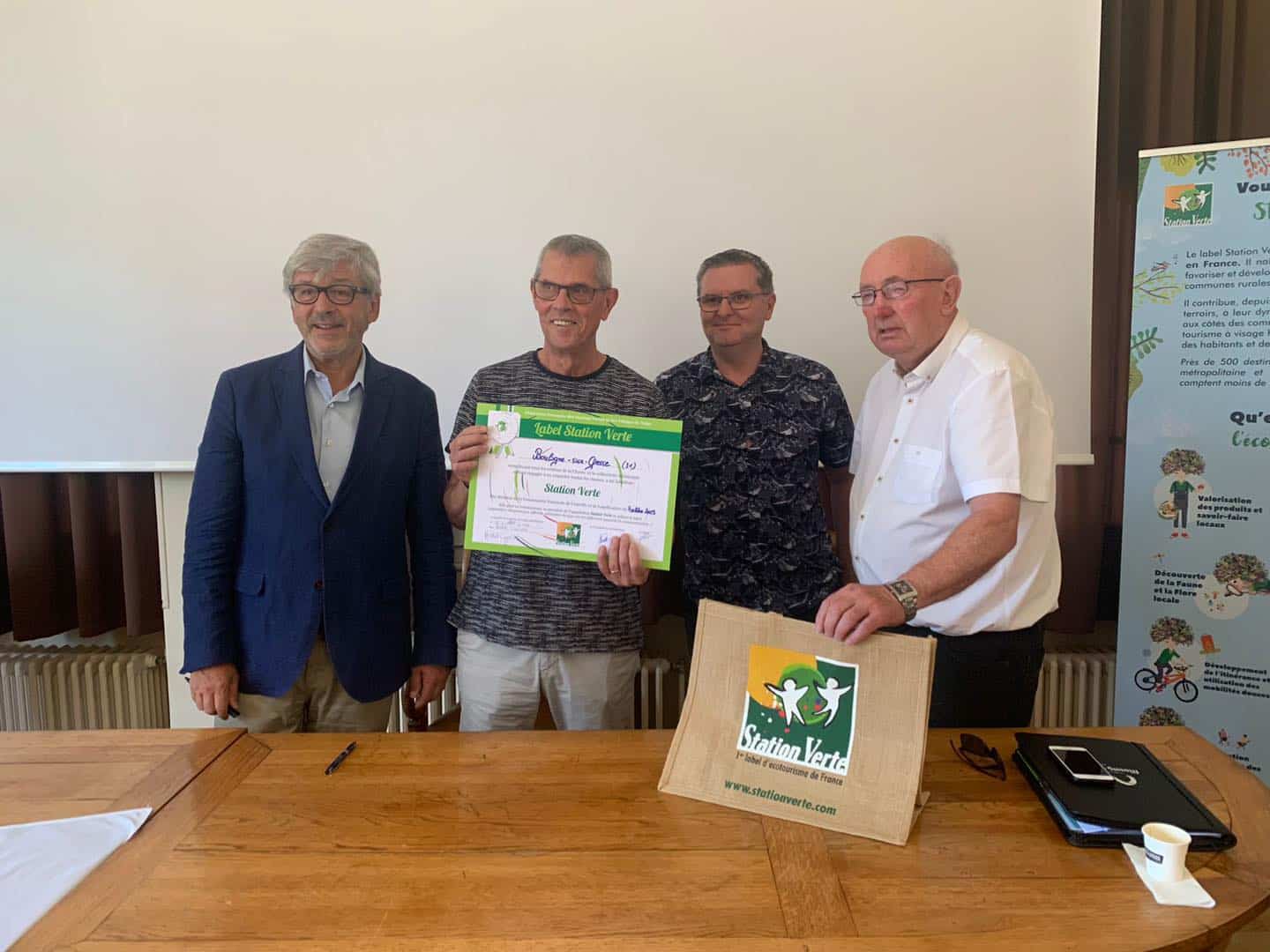 La Charte Station Verte a été remise aux 12 communes labellisées en ...