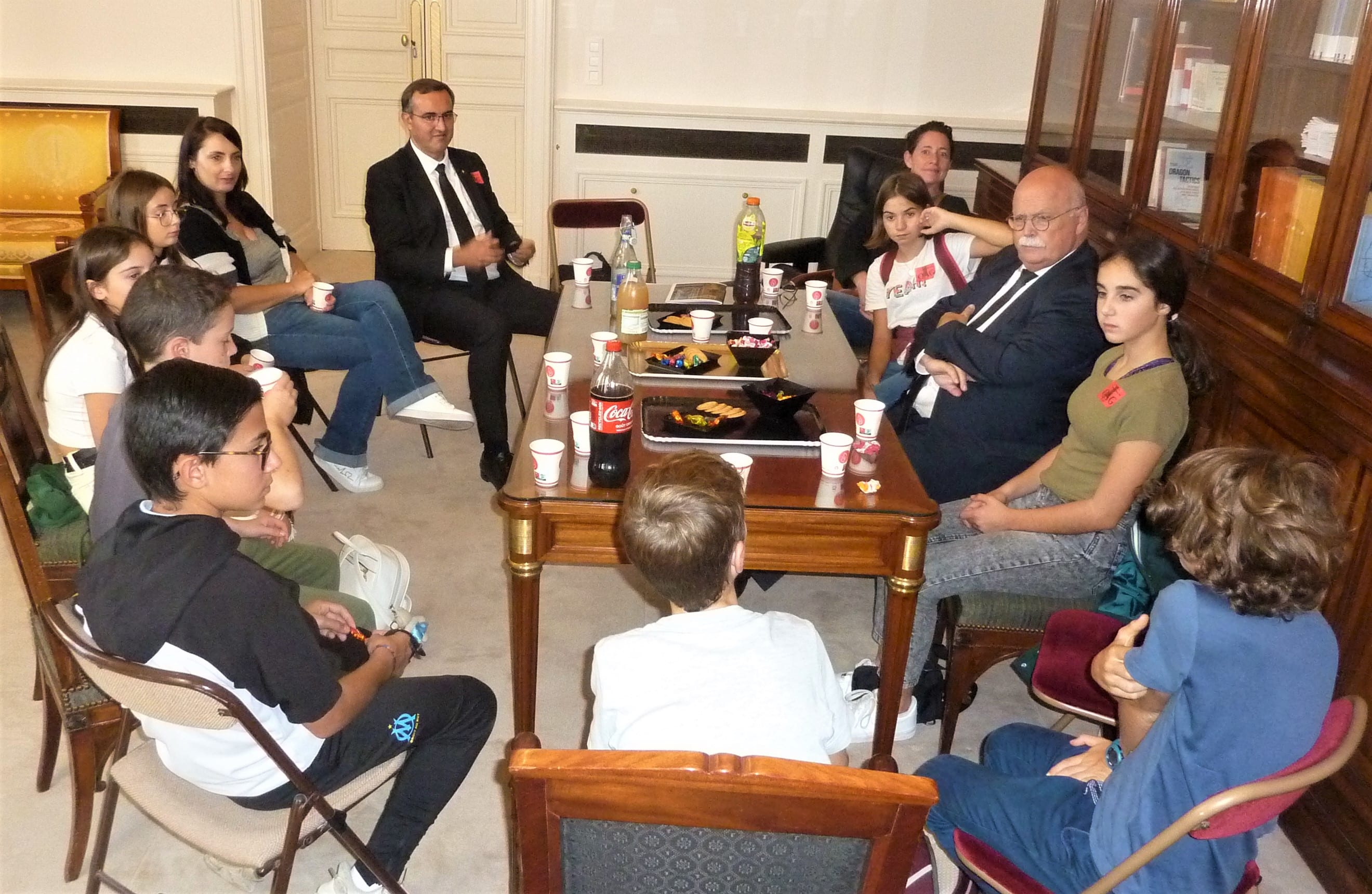 Discussion avec le sénateur Claude Raynal - Petite République.com