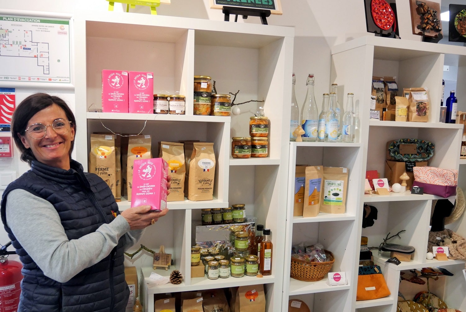 La brique rose est arrivée au Bureau d’information touristique - Petite ...