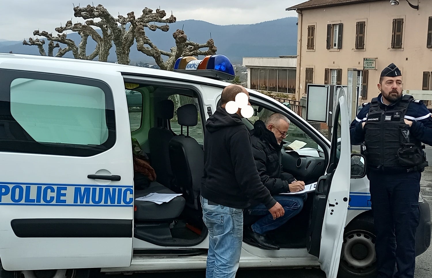 Sécurité routière : Opération sensibilisation et alternative à la ...