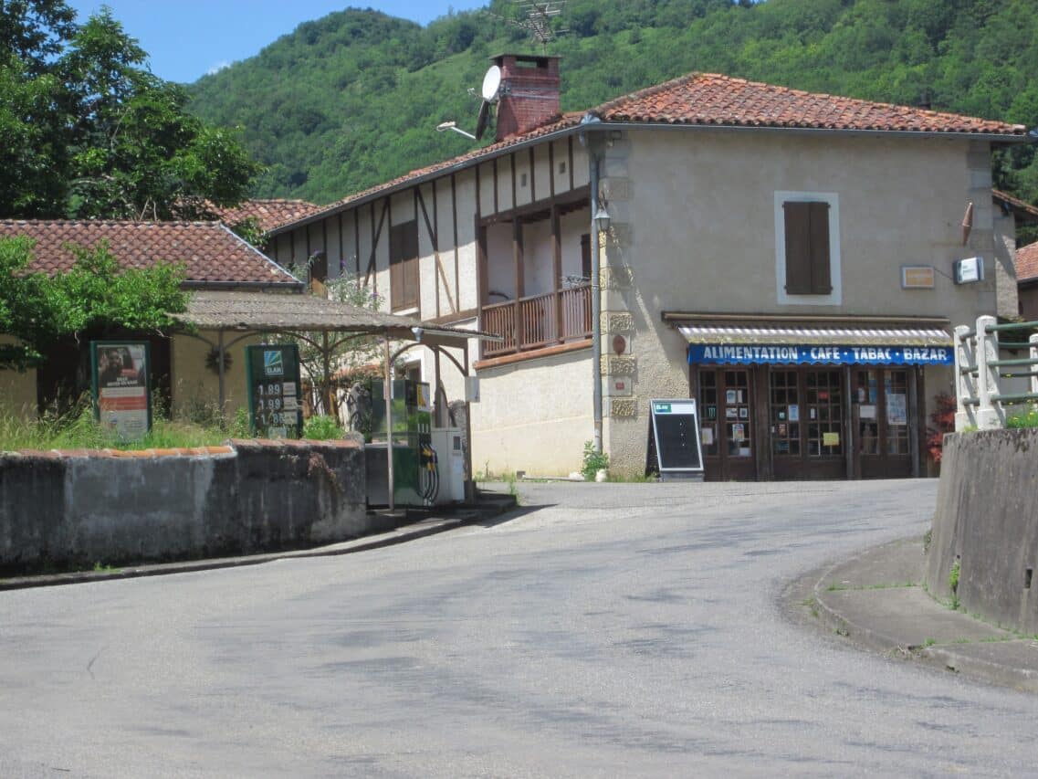 Un Café Débat Convivial à Chein-Dessus - Petite République.com