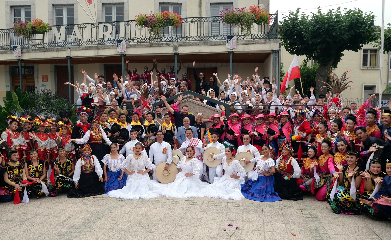 Montréjeau : Indiscutable succès pour la 63ème édition de Folkolor ...